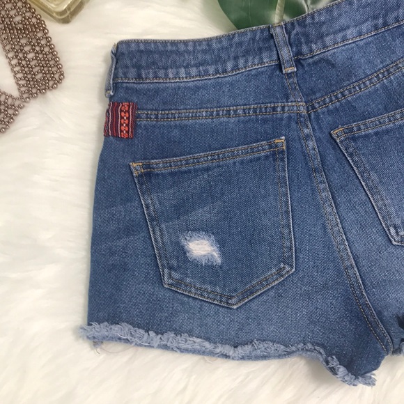 Bullhead | Shorts | Bullhead Mom Shorts High Rise Cut Offs Size | Poshmark